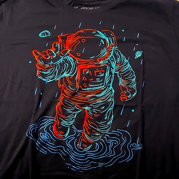 Into The Am | Shirts | Into The Am Astronaut Graphic Tshirt | Poshmark